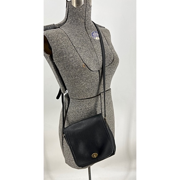 Coach | Bags | Vintage Small Coach Legacy Flap Bag | Poshmark